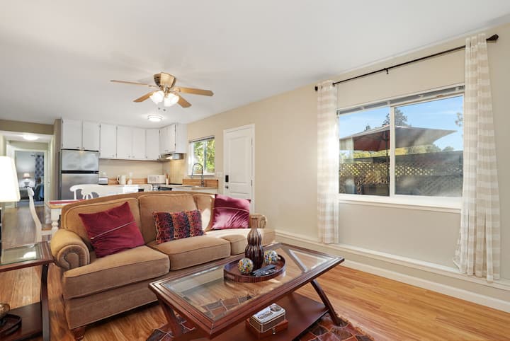 Beyond Secluded: 2bd 1ba In Walnut Creek - Walnut Creek, CA