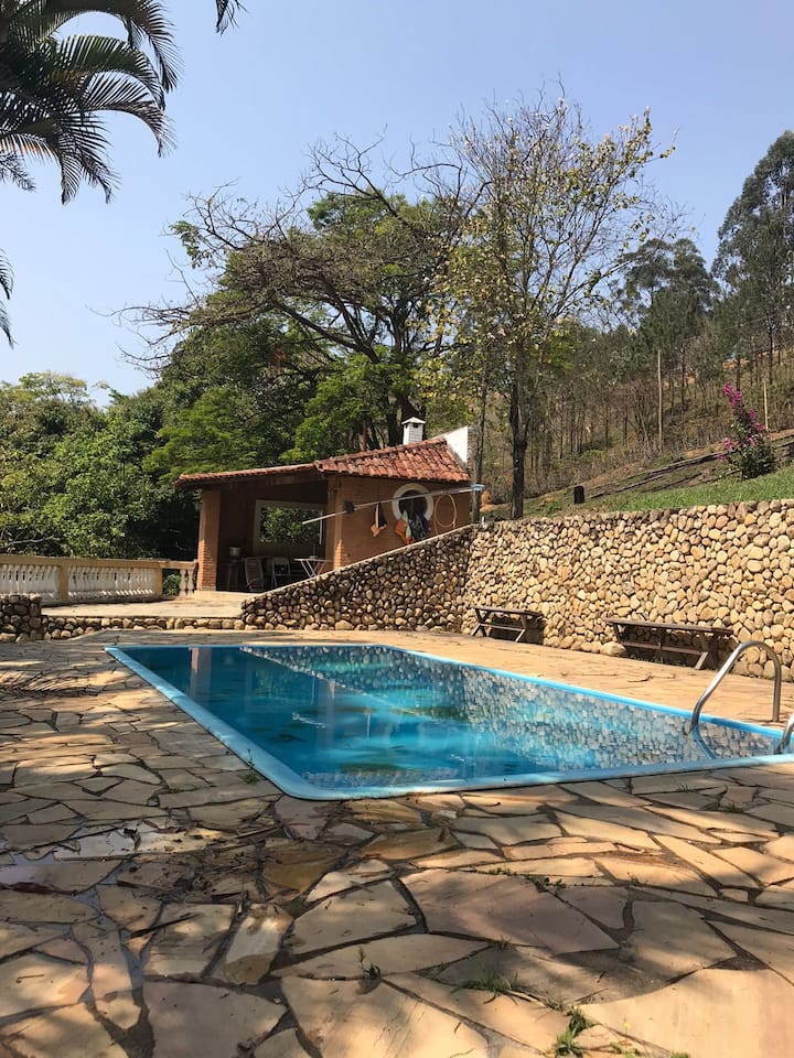 Sítio Prazeroso Com Piscina E Area De Lazer (2/2) - São José dos Campos