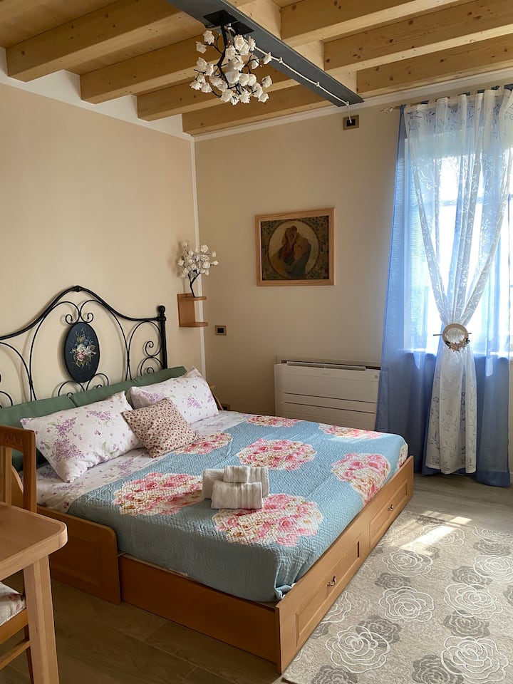 B&b Roseto Holidays Azzurro Camera Rosa - Peschiera del Garda