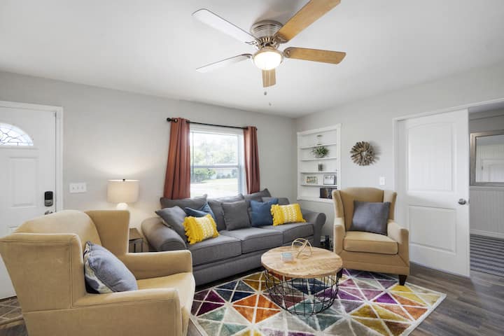 Cheerful Residential Home With Boat Launch Access - Lakewood Ranch, FL