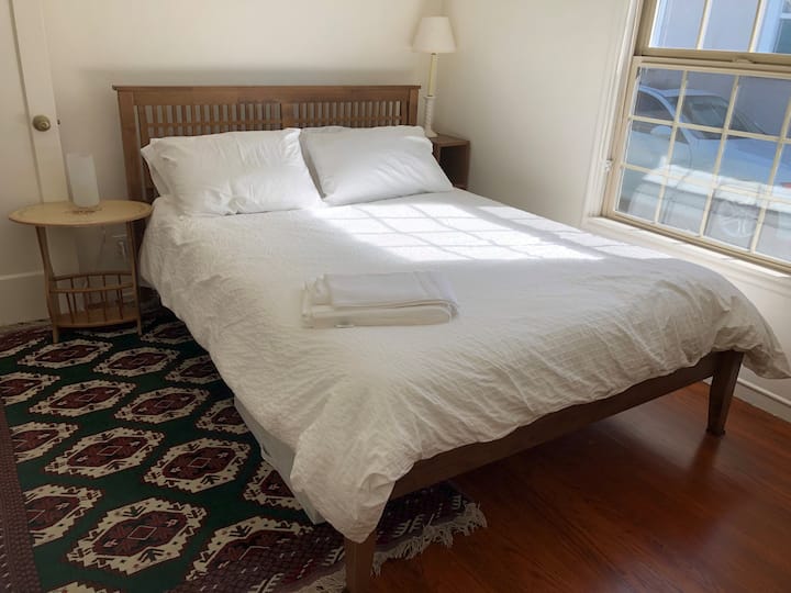 Cozy 1-bedroom - Berkeley, CA