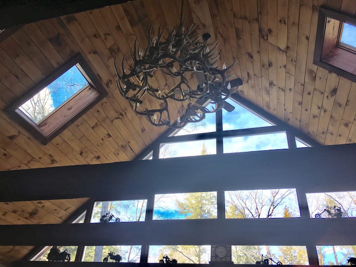 Tall Timber Lodge On Lake Winnisquam - Laconia, NH