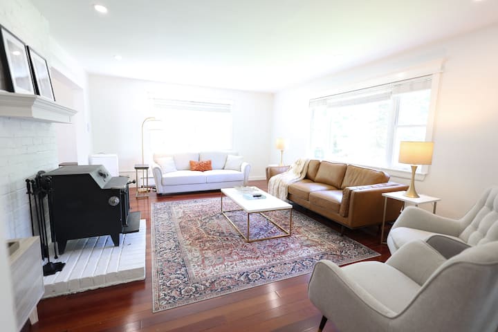 Beautiful Ski Home On Private Road With Hot Tub - Windham, NY