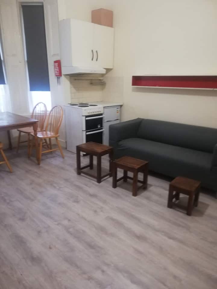 Apartment In Converted Georgian House. - Dublin