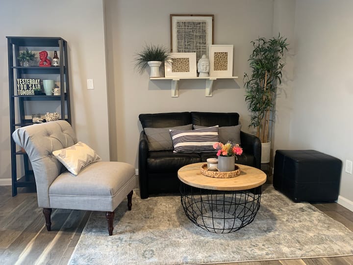 Feel Right At Home In This Cozy 2 Bedrooms Rental. - Paradise Hills - San Diego