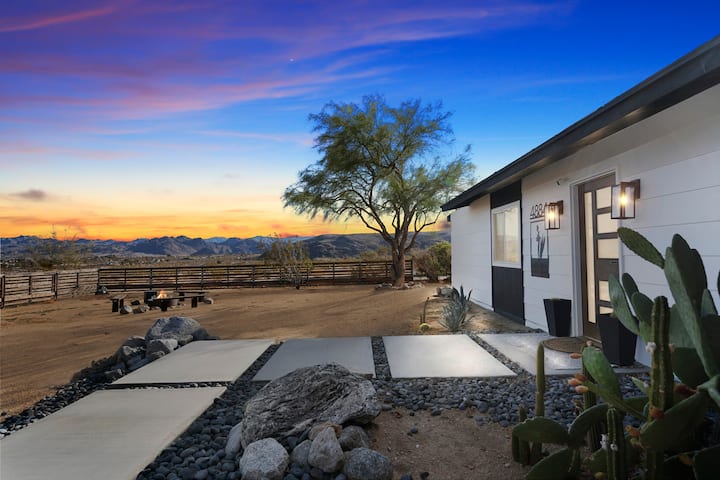 España Daga |Modern Desert Retreat, Stunning Views - Joshua Tree, CA
