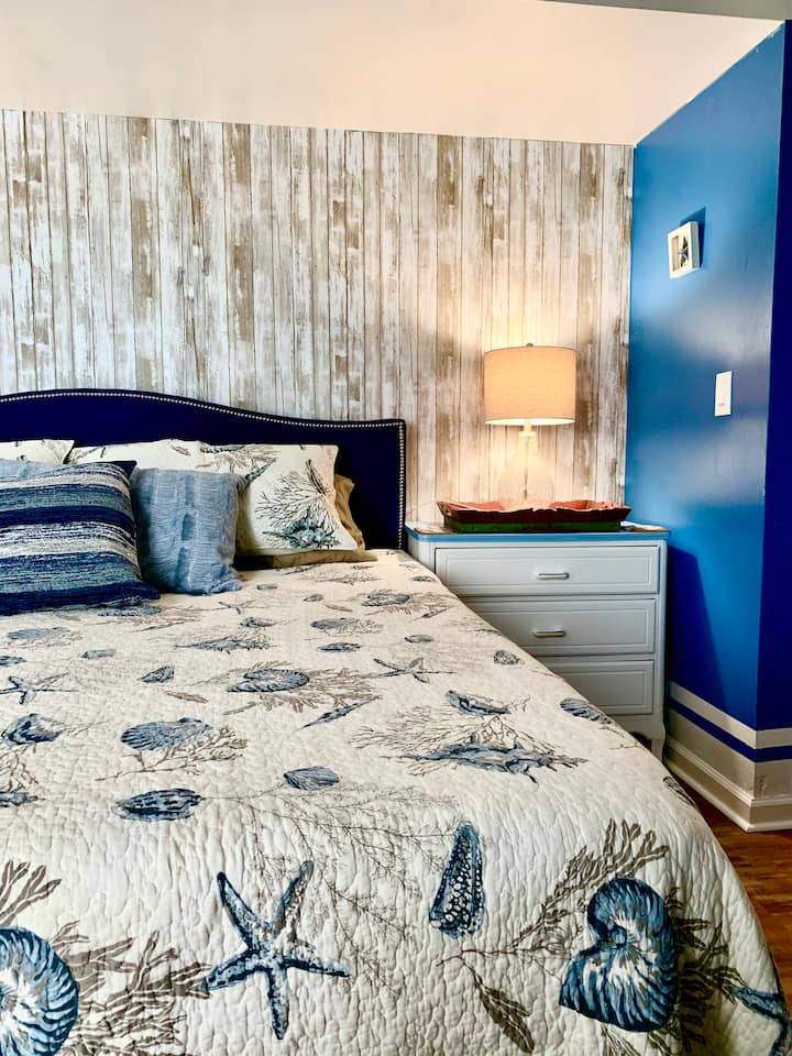 Ocean View 2-bedroom Home Base (3 Beds) - Myrtle Beach, SC