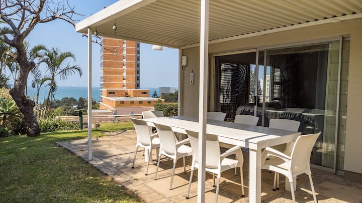 Beautiful Family Home With Amazing Sea Views - Umhlanga
