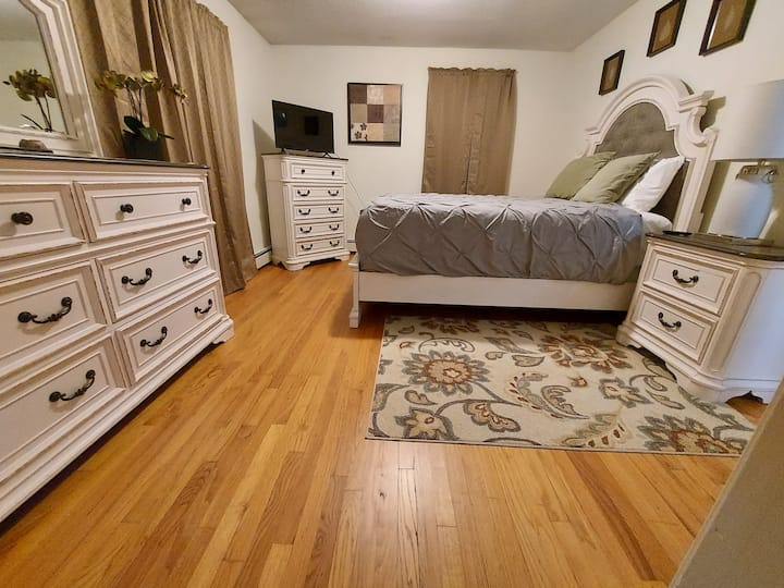 Beautiful Home, 10 Mins Nl Emmc/st Joes Hospital - Bangor, ME