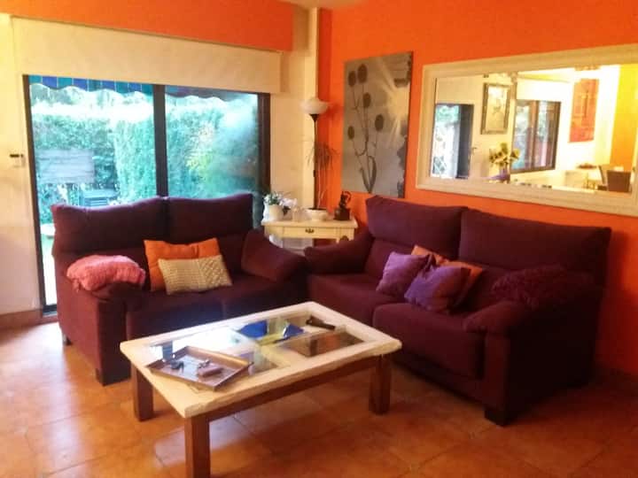 Quiet Townhouse With Garden Close To Burgos - Atapuerca