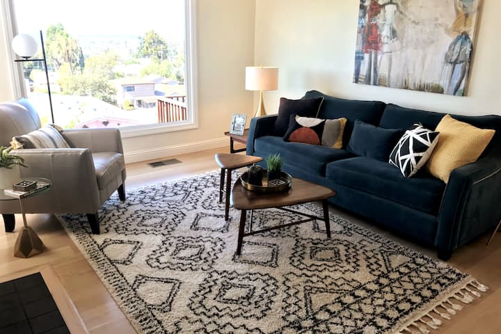 Stunning Views, Bright 2 Bedroom Home Central Area - Oakland