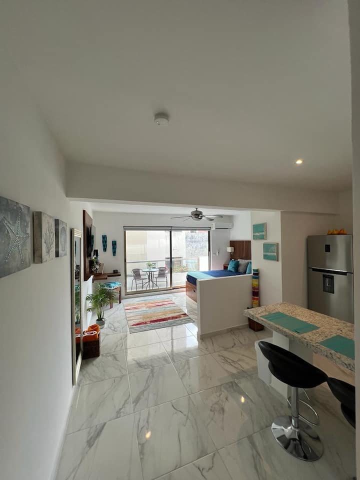 Estudio De Lujo King Size A Pasos De 5a Avenida - Playa del Carmen
