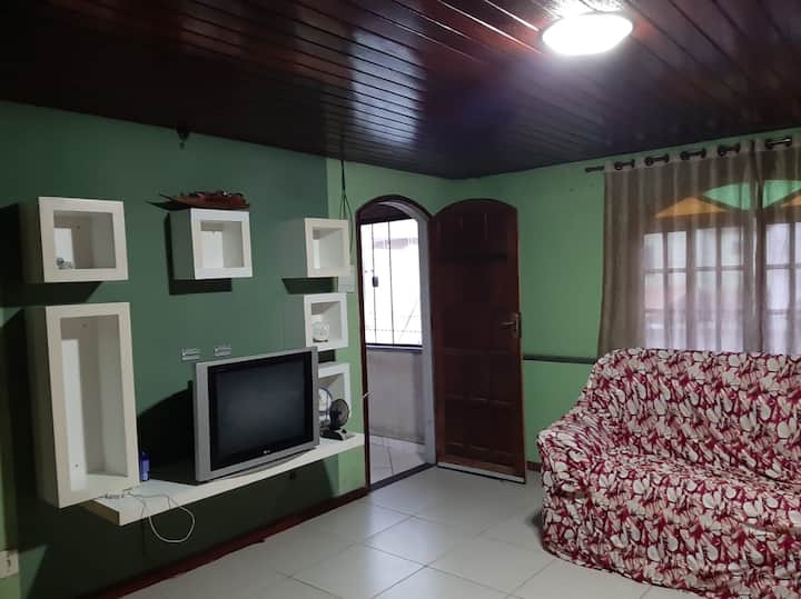 Casa Tem Um Ambiente Agradável E Familiar. - Cabo Frio