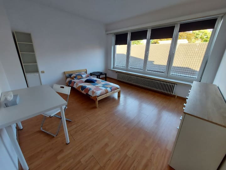 Workers Home - 20 Min. Drive Antwerp, 30 Min. Gent - Stekene