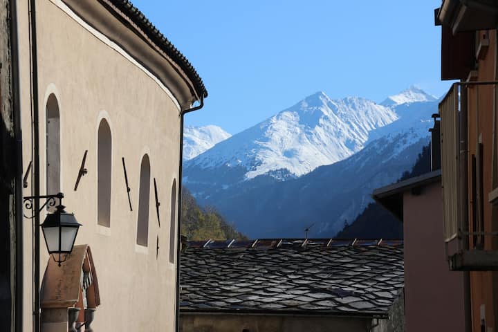 Apparemment Montagne - Orelle