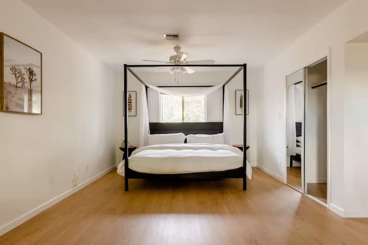 Safe Downtown, Airport, Scottsdale Apartment - Phoenix, AZ