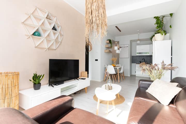 Telliskivi Apartment, Free Parking - Tallinn