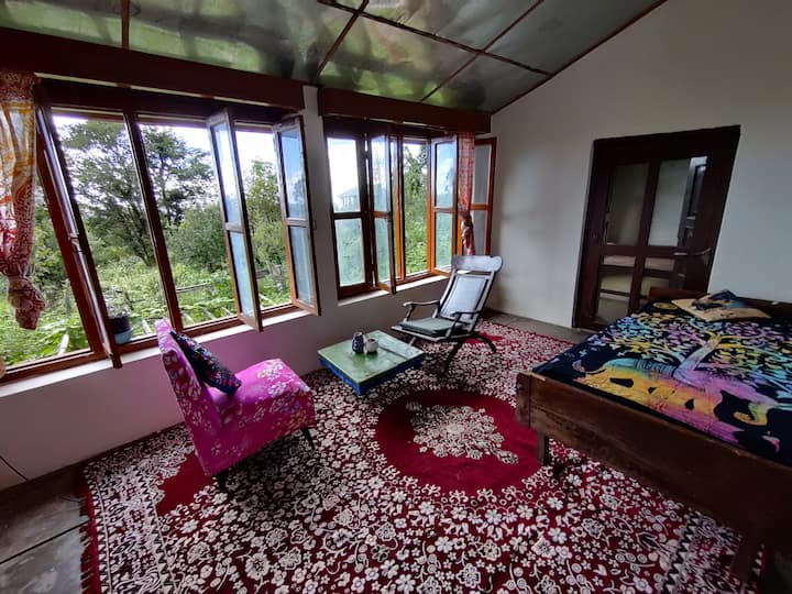 Entire Himalayan Villa, Fast Wi-fi In Bir - 