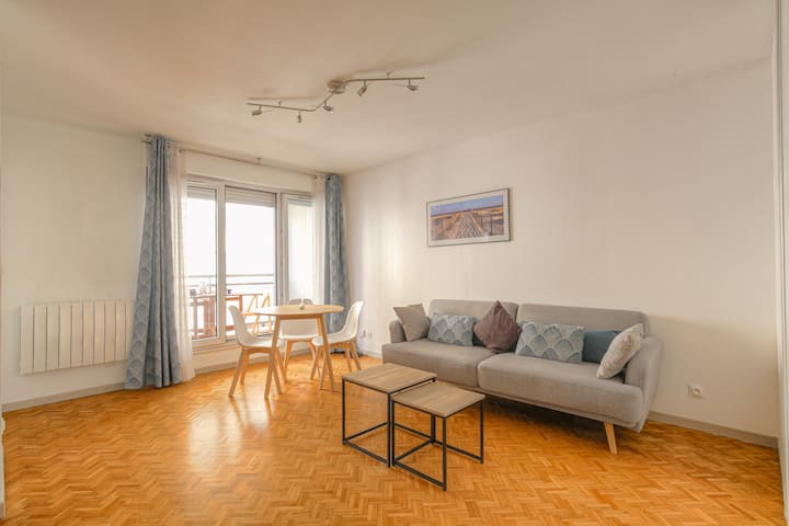 Bel Appartement Au Coeur De Croix-rousse - Lyon