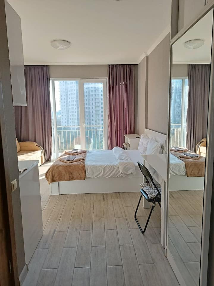 Светлая Квартира в Next Orange- лучшем доме Батуми - Batumi