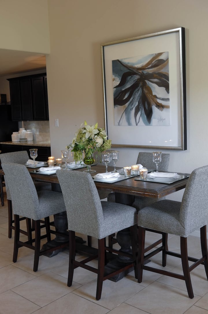 Spacious 4br Katy Home, Perfect For Group & Family - Katy, TX