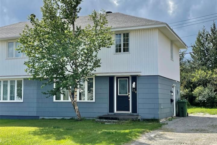 3 Bedroom House Centrally Located - Labrador City