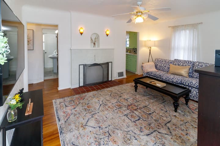 Garland District Home, Close To Everything! - Spokane, WA