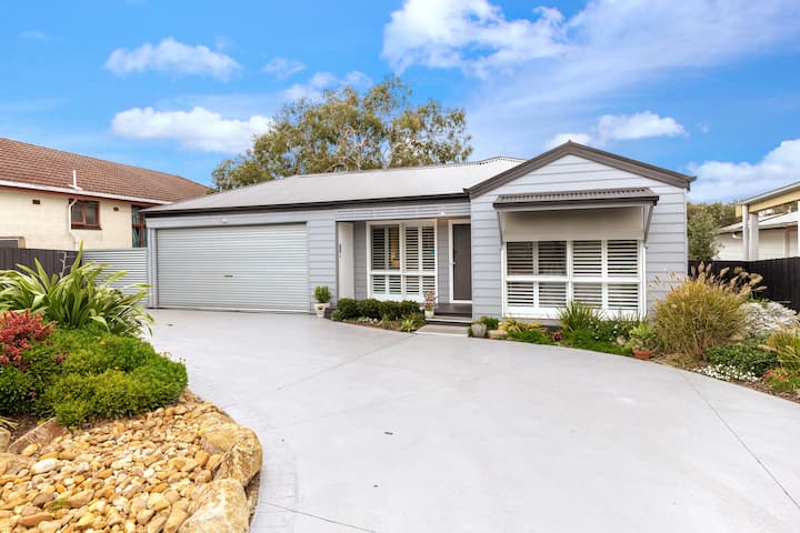 Hampton's Hideaway - Australia