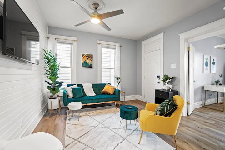 Downtown Condo Minutes From Everything - Fort Wayne, IN