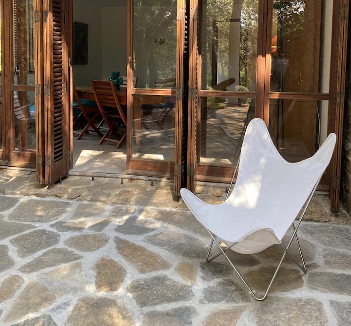 Ecrin De Verdure Dans Un Domaine Privé - Bormes-les-Mimosas