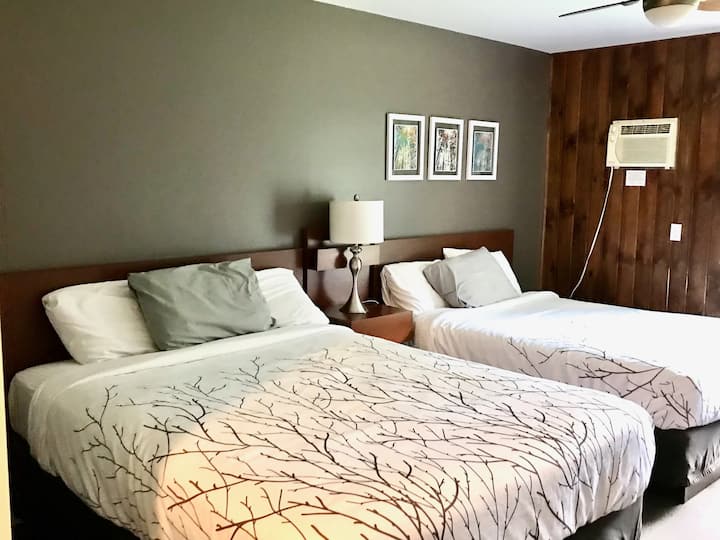 Double Deluxe Room No Breakfast - Barry's Bay