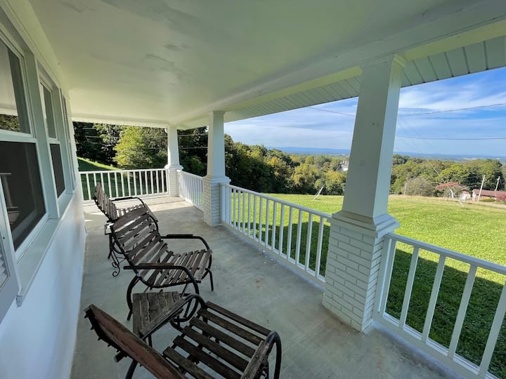 Valley View Cottage - Front Royal, VA