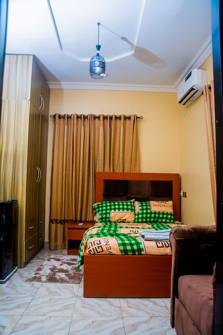 Jpo (1.0) | Ensuite 1 Bed Apartment (Oluyole, Ib) - Ibadan