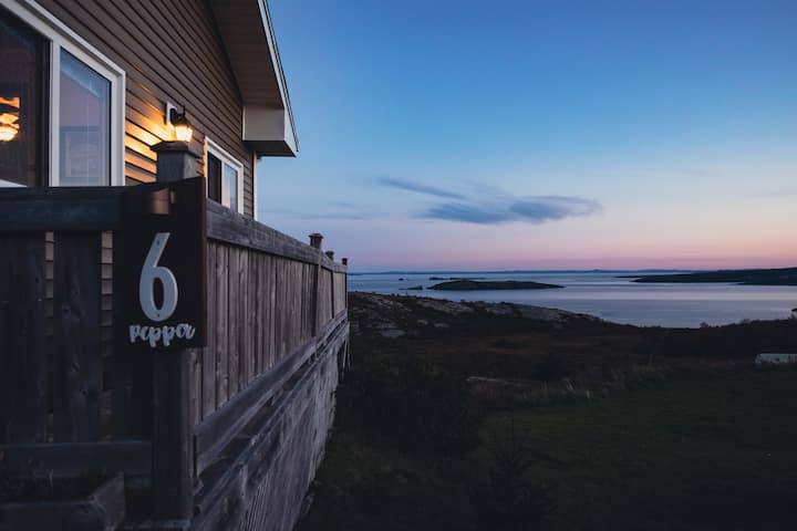 Mad Rock - Pepper Cabin - Stunning Ocean Views - Carbonear