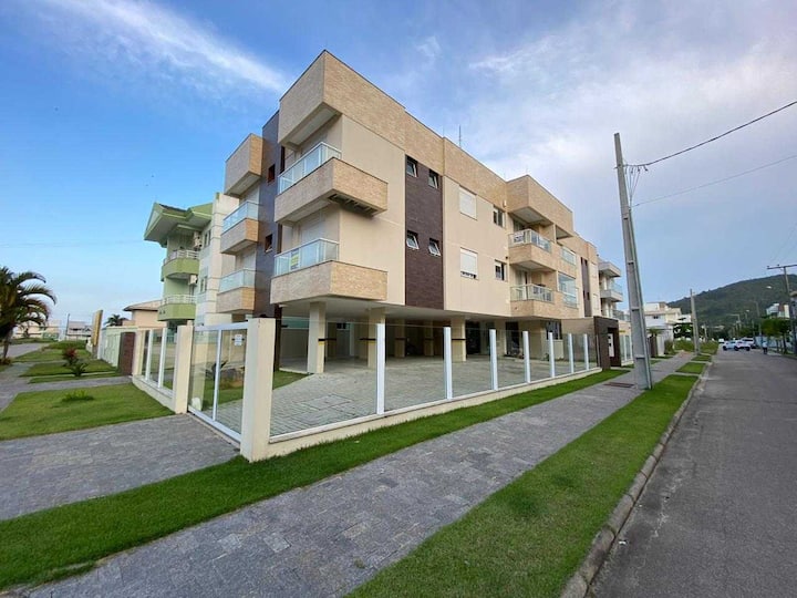Apartamento A 4 Minutos Do Mar!! - Governador Celso Ramos