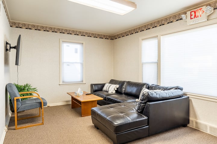 E. Main Affordable Rental, 2 Bed Room 1.5 Bath - Columbus, OH