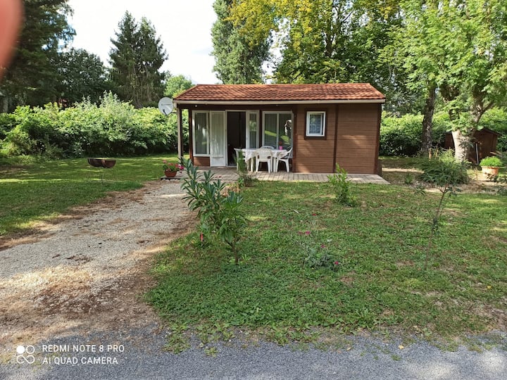 Charmant Chalet Dans Bel Espace Vert - Pithiviers