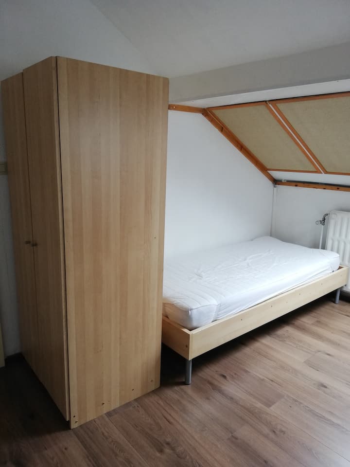 Cosy 1022 Privat Room - Free Parking - Easy Access - Liegi