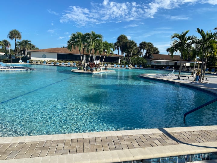 Welcome To The Beach Hut - Naples, FL