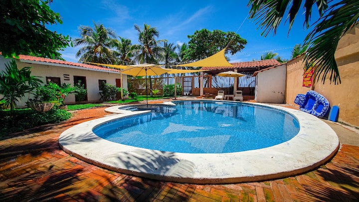 Rancho Rivalo! Private Beach Entrance & More! - La Libertad