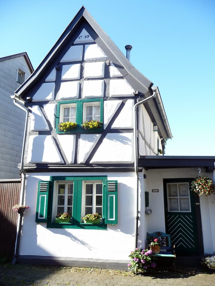 Knusperhäuschen Im Historischen Ortskern - Wachtberg