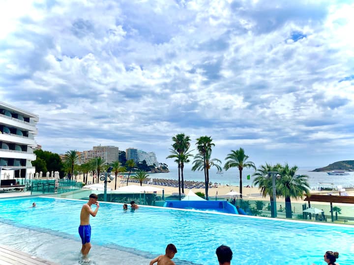 Beautiful Sea View Apartment & Direct Pool Access - Magaluf