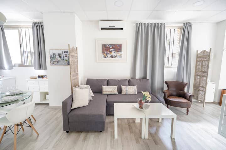 Apartamento Plaza Del Museo. Céntrico. - Sevilla, España