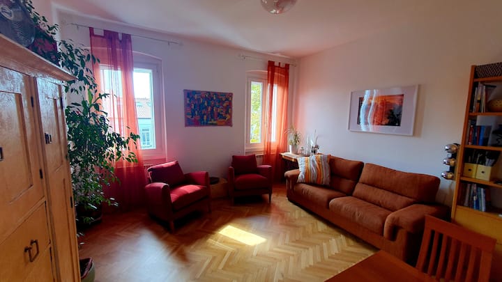 Stylish Apartment In A Quiet Neighborhood - Triest