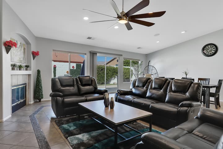 Pool & Game Haven - Kid Friendly Retreat - Indio, CA