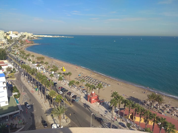 Duplex De Deux Chambres En Face De La Plage - Benalmádena