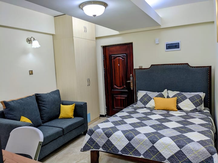 Comfortable Fully-equipped Studio With Free Wifi, Gym & Amazing Rooftop Views - Nairobi