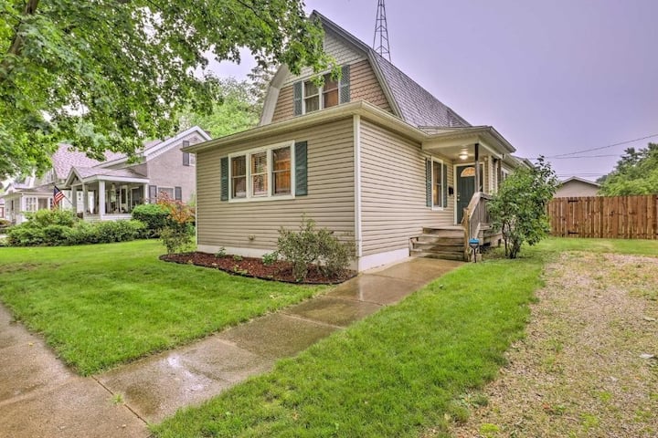Pleasant Street Farmhouse - Lake Geneva, WI