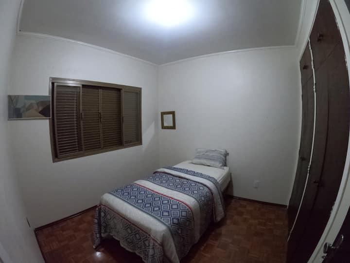 Quarto Em Parque Taquaral - Campinas