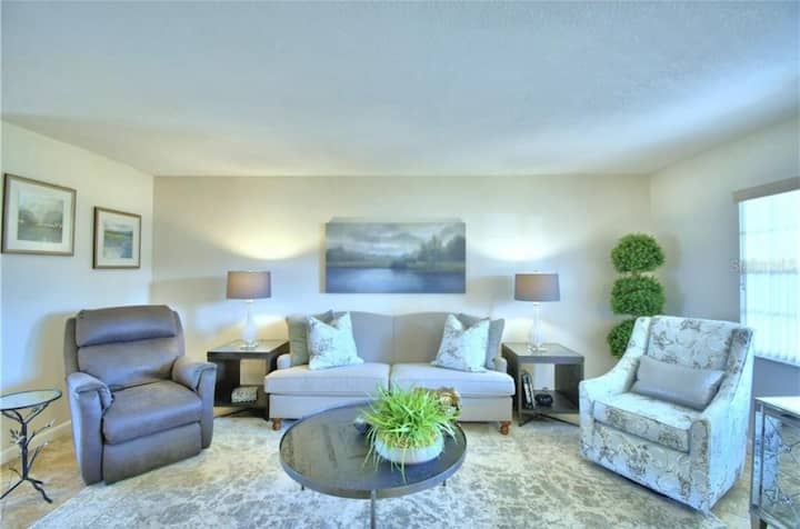 Delightful One-bedroom, Two Bath Home. - Winter Haven